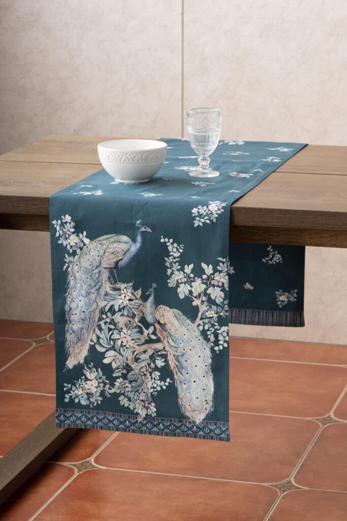 Peacock Utopia Deep Sea Table Runner - Maison D'Hermine