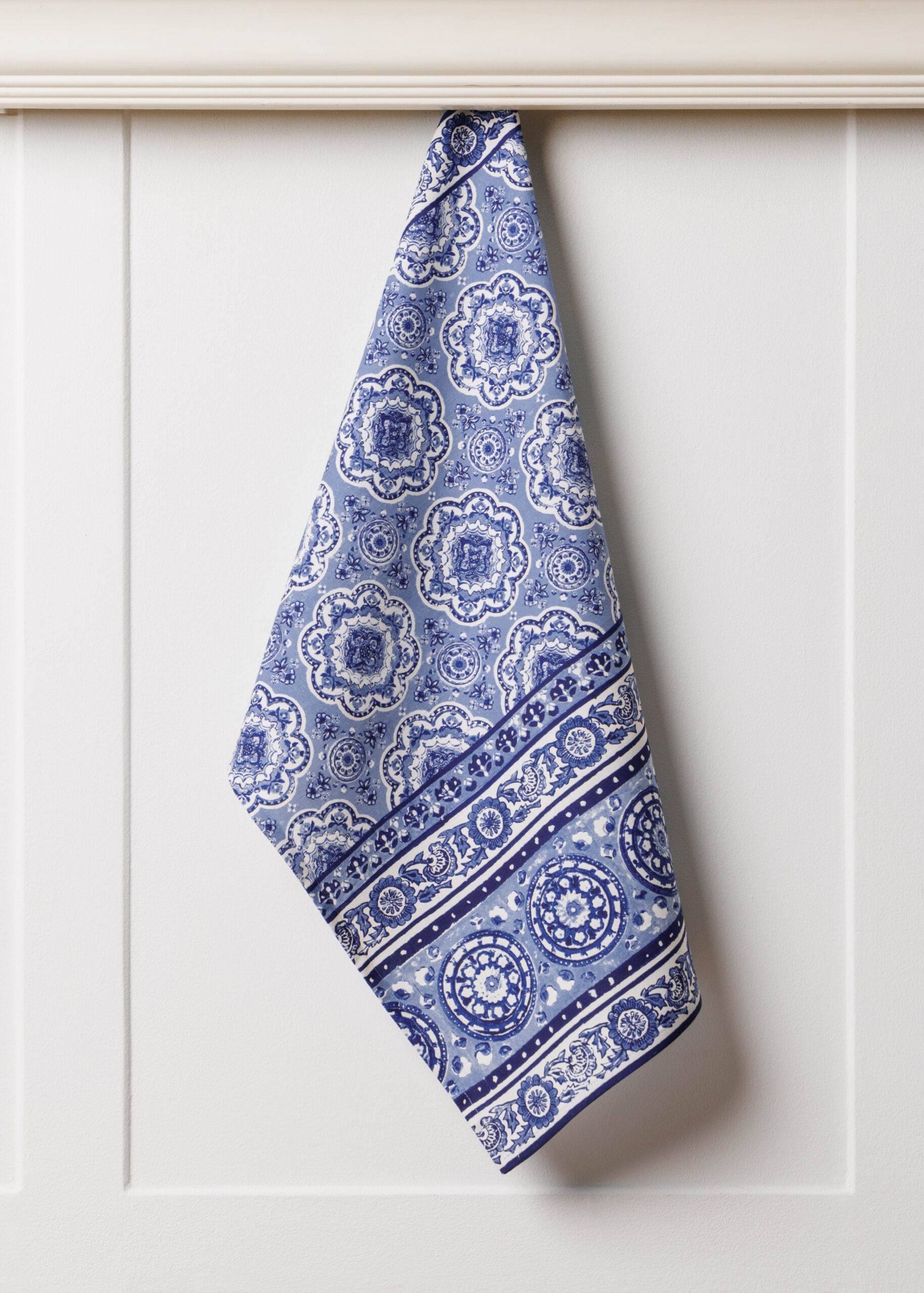 Melodie Blue Kitchen Towel - Maison D'Hermine